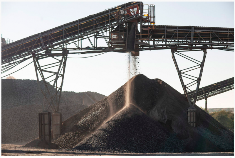 Bushveld Minerals profits from high vanadium prices and sees a bright ...